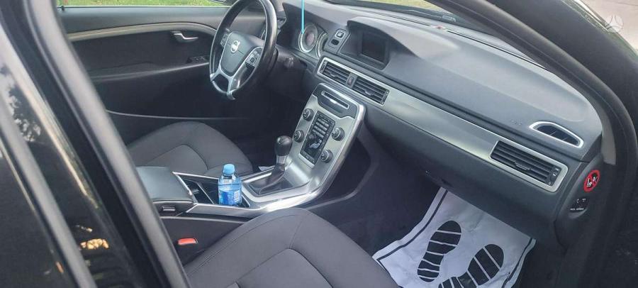 Melns Volvo S80 2011 Kauņa, ar dzinēja tilpumu 1.56 L un nobraukumu 291 tūkst. km par 5320 €, foto 13 vietnē AUTOMOTO.COM.LV