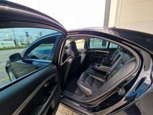 Melns Volvo S80 2011 Viļņa, ar dzinēja tilpumu 1.98 L un nobraukumu 237 tūkst. km par 5790 €, foto 14 vietnē AUTOMOTO.COM.LV