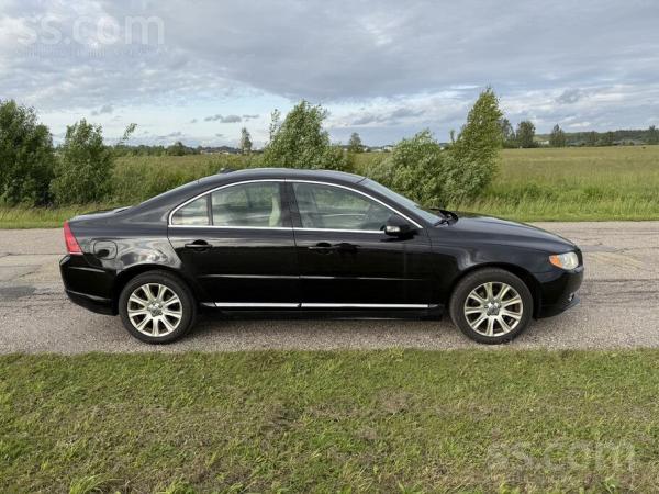 Melns Volvo S80 2012 Rīga, ar dzinēja tilpumu 2.00 L un nobraukumu 270 tūkst. km par 4700 €, foto 3 vietnē AUTOMOTO.COM.LV