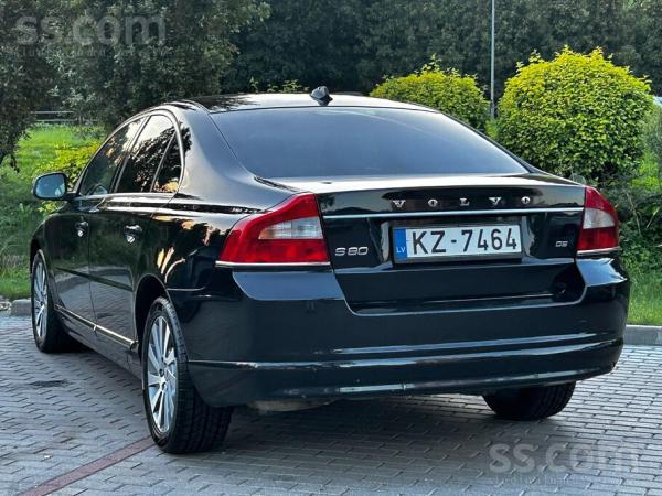Melns Volvo S80 2012 Rīga, ar dzinēja tilpumu 2.40 L un nobraukumu 0 tūkst. km par 4950 €, foto 6 vietnē AUTOMOTO.COM.LV