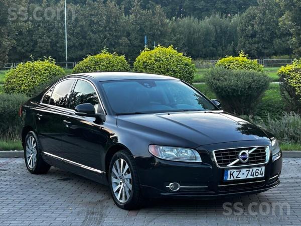 Melns Volvo S80 2012 Rīga, ar dzinēja tilpumu 2.40 L un nobraukumu 0 tūkst. km par 4950 €, foto 8 vietnē AUTOMOTO.COM.LV