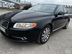 Black Volvo S80 2012 in Kretinga, with an engine capacity of 2.00 L and mileage of 332 thousand km for 5500 €, photo 2 on AUTOMOTO.COM.LV