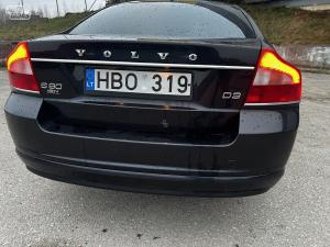 Black Volvo S80 2012 in Kretinga, with an engine capacity of 2.00 L and mileage of 332 thousand km for 5500 €, photo 6 on AUTOMOTO.COM.LV