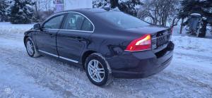 Black Volvo S80 2012 in Marijampole, with an engine capacity of 2.40 L and mileage of 295 thousand km for 5950 €, photo 5 on AUTOMOTO.COM.LV
