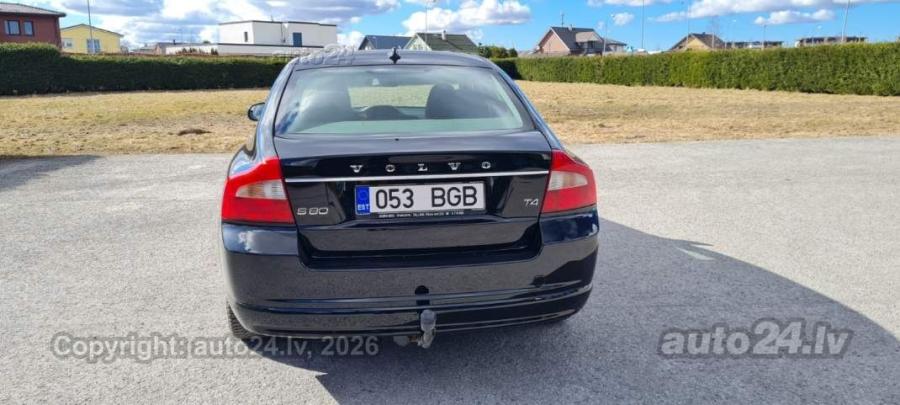 Black Volvo S80 2012 in Tallinn, with an engine capacity of 1.60 L and mileage of 161 thousand km for 12000 €, photo 2 on AUTOMOTO.COM.LV