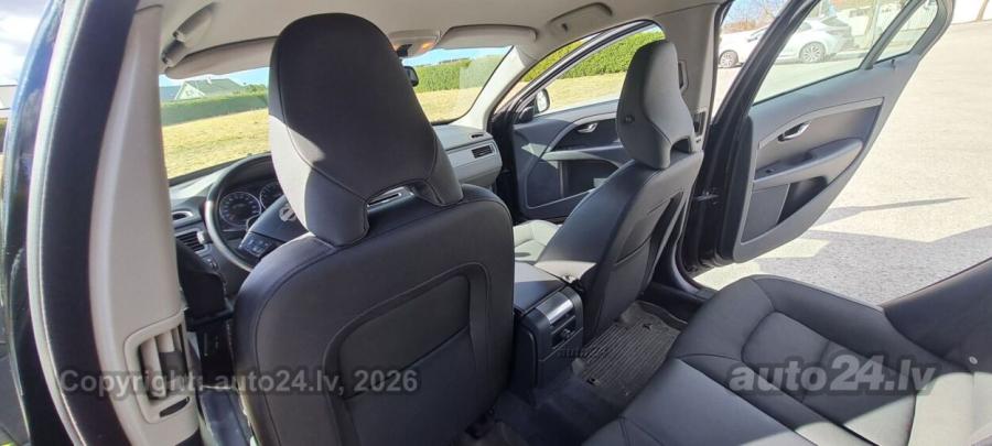 Black Volvo S80 2012 in Tallinn, with an engine capacity of 1.60 L and mileage of 161 thousand km for 12000 €, photo 7 on AUTOMOTO.COM.LV