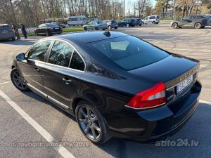 Black Volvo S80 2012 in Tallinn, with an engine capacity of 2.40 L and mileage of 230 thousand km for 7500 €, photo 5 on AUTOMOTO.COM.LV