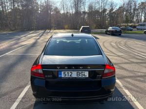 Black Volvo S80 2012 in Tallinn, with an engine capacity of 2.40 L and mileage of 230 thousand km for 7500 €, photo 6 on AUTOMOTO.COM.LV