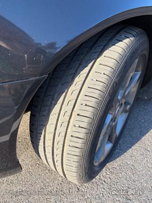 Black Volvo S80 2012 in Tallinn, with an engine capacity of 2.40 L and mileage of 230 thousand km for 7500 €, photo 7 on AUTOMOTO.COM.LV