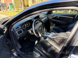 Black Volvo S80 2012 in Tallinn, with an engine capacity of 2.40 L and mileage of 230 thousand km for 7500 €, photo 8 on AUTOMOTO.COM.LV