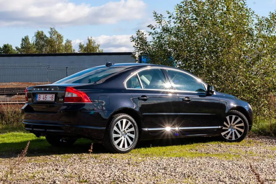 Melns Volvo S80 2012 Rīga, ar dzinēja tilpumu 2.00 L un nobraukumu 160 tūkst. km par 8995 €, foto 5 vietnē AUTOMOTO.COM.LV