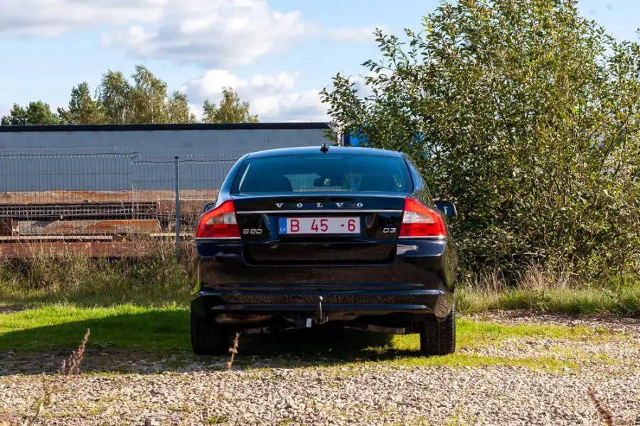 Melns Volvo S80 2012 Rīga, ar dzinēja tilpumu 2.00 L un nobraukumu 160 tūkst. km par 8995 €, foto 7 vietnē AUTOMOTO.COM.LV