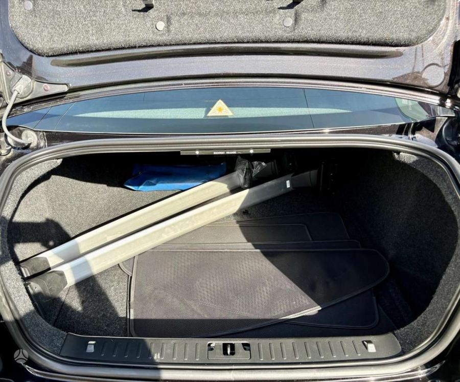 Melns Volvo S80 2012 Panevēža, ar dzinēja tilpumu 2.40 L un nobraukumu 289 tūkst. km par 8600 €, foto 32 vietnē AUTOMOTO.COM.LV