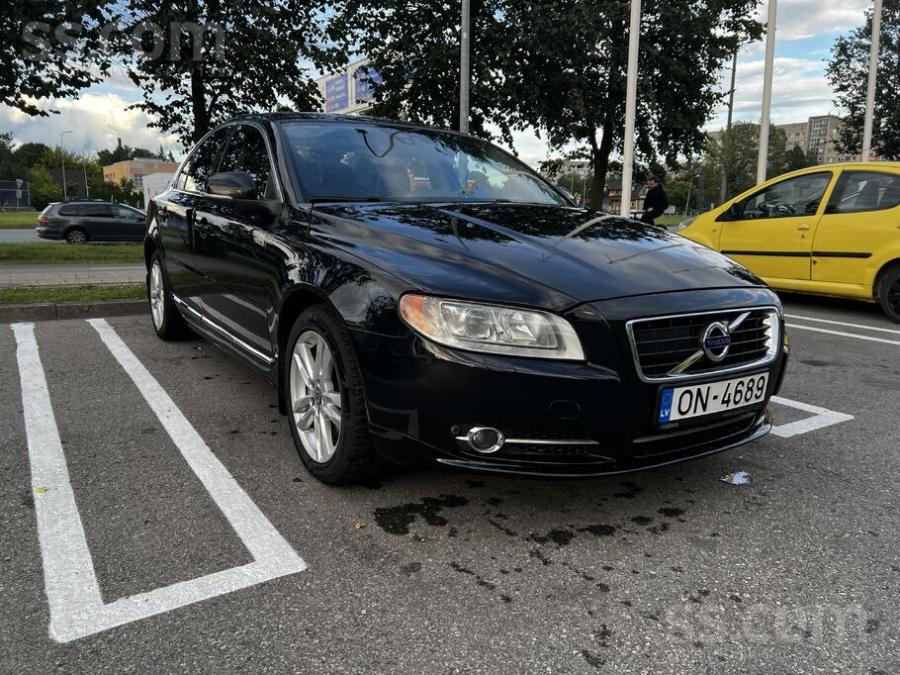 Melns Volvo S80 2012 Rīga, ar dzinēja tilpumu 2.00 L un nobraukumu 282 tūkst. km par 7750 €, foto 1 vietnē AUTOMOTO.COM.LV
