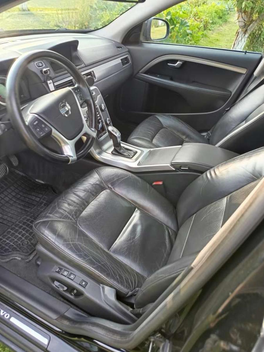 Melns Volvo S80 2012 Lazdijai, ar dzinēja tilpumu 1.98 L un nobraukumu 470 tūkst. km par 5000 €, foto 11 vietnē AUTOMOTO.COM.LV
