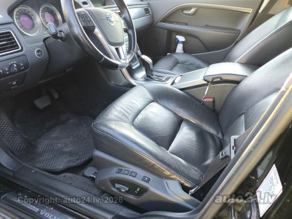 Black Volvo S80 2013 in Tallinn, with an engine capacity of 3.00 L and mileage of 0 thousand km for 2500 €, photo 7 on AUTOMOTO.COM.LV