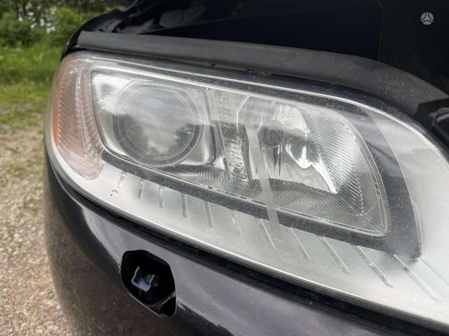 Black Volvo S80 2013 in Vilnius, with an engine capacity of 2.95 L and mileage of 244 thousand km for 4400 €, photo 11 on AUTOMOTO.COM.LV