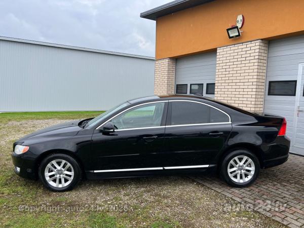 Melns Volvo S80 2013 Paide, ar dzinēja tilpumu 1.60 L un nobraukumu 288 tūkst. km par 6799 €, foto 2 vietnē AUTOMOTO.COM.LV