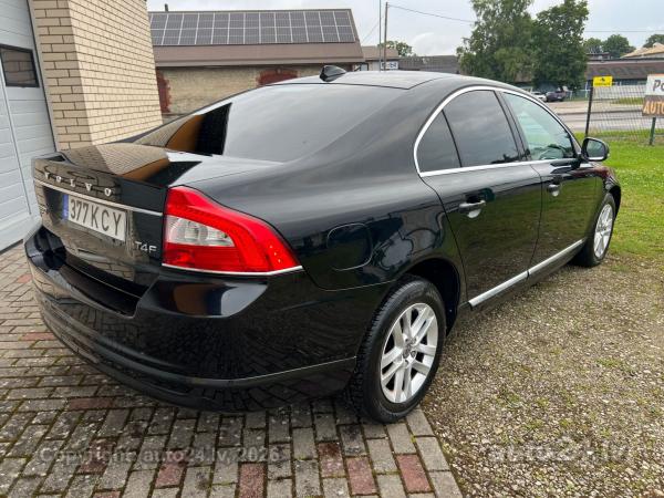 Melns Volvo S80 2013 Paide, ar dzinēja tilpumu 1.60 L un nobraukumu 288 tūkst. km par 6799 €, foto 5 vietnē AUTOMOTO.COM.LV