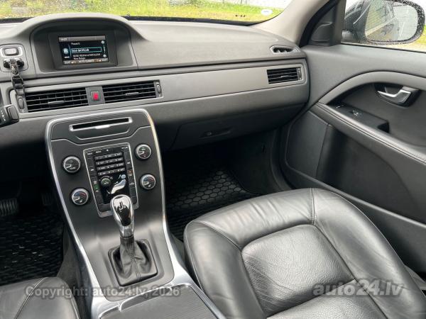 Melns Volvo S80 2013 Paide, ar dzinēja tilpumu 1.60 L un nobraukumu 288 tūkst. km par 6799 €, foto 10 vietnē AUTOMOTO.COM.LV