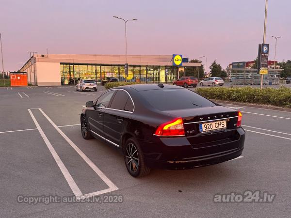 Melns Volvo S80 2013 Tallina, ar dzinēja tilpumu 1.60 L un nobraukumu 107 tūkst. km par 8799 €, foto 4 vietnē AUTOMOTO.COM.LV