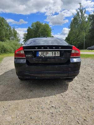 Melns Volvo S80 2013 Viļņa, ar dzinēja tilpumu 1.98 L un nobraukumu 458 tūkst. km par 4700 €, foto 5 vietnē AUTOMOTO.COM.LV