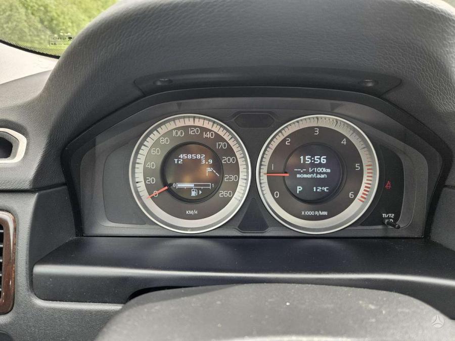 Melns Volvo S80 2013 Viļņa, ar dzinēja tilpumu 1.98 L un nobraukumu 458 tūkst. km par 4700 €, foto 8 vietnē AUTOMOTO.COM.LV