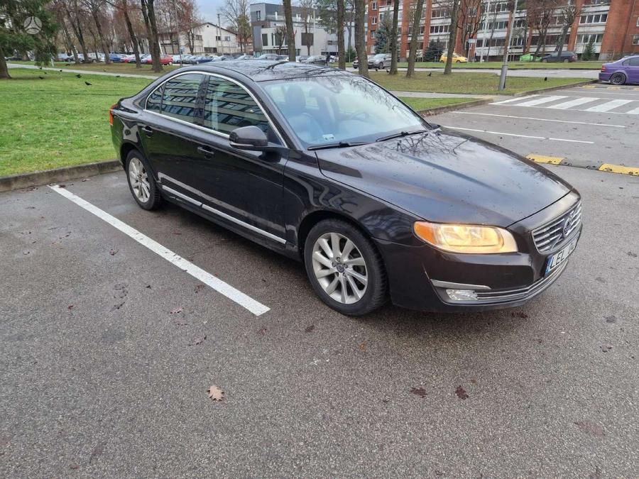Melns Volvo S80 2014 Kauņa, ar dzinēja tilpumu 3.19 L un nobraukumu 200 tūkst. km par 7500 €, foto 1 vietnē AUTOMOTO.COM.LV
