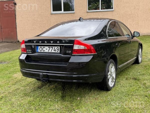 Melns Volvo S80 2014 Aizkraukle, ar dzinēja tilpumu 2.00 L un nobraukumu 348 tūkst. km par 5970 €, foto 7 vietnē AUTOMOTO.COM.LV