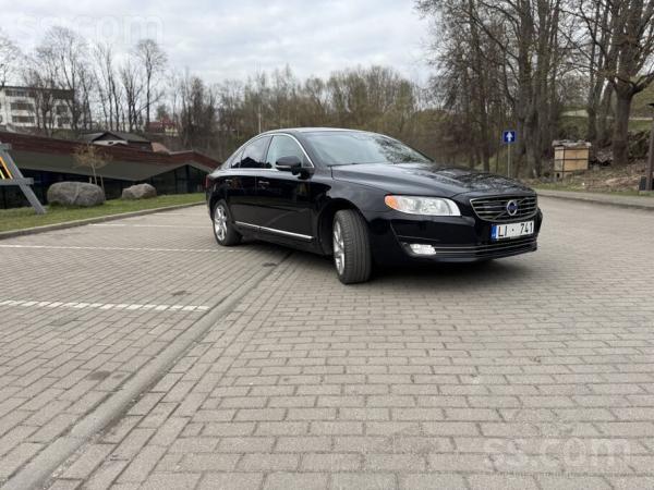Черный Вольво С80 2014 в Резекне, объемом двигателя 2.00 л и пробегом 279 тыс. км за 5450 €, фото 2 на AUTOMOTO.COM.LV