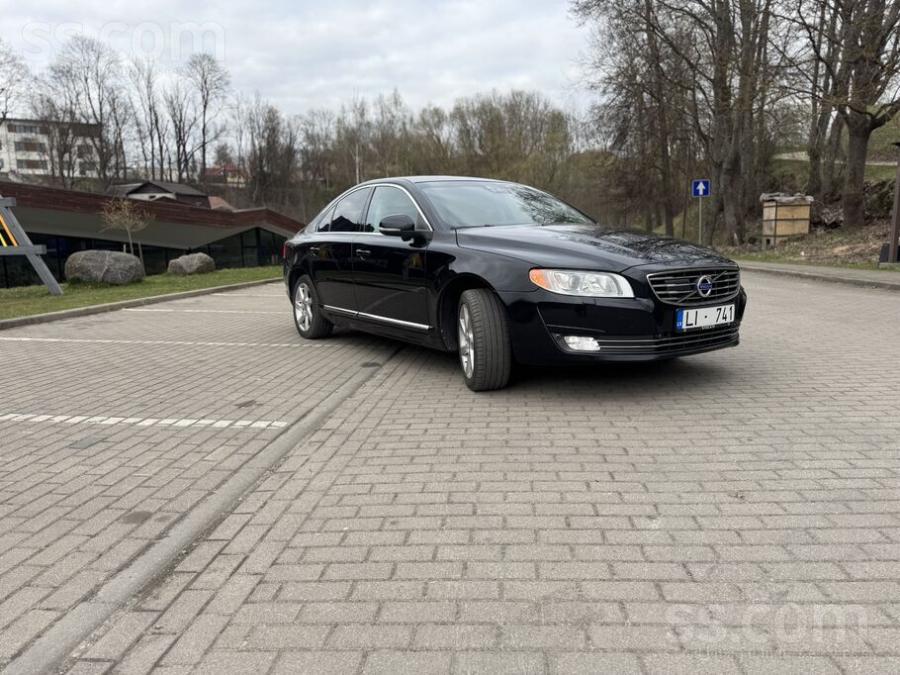 Черный Вольво С80 2014 в Резекне, объемом двигателя 2.00 л и пробегом 279 тыс. км за 5450 €, фото 3 на AUTOMOTO.COM.LV
