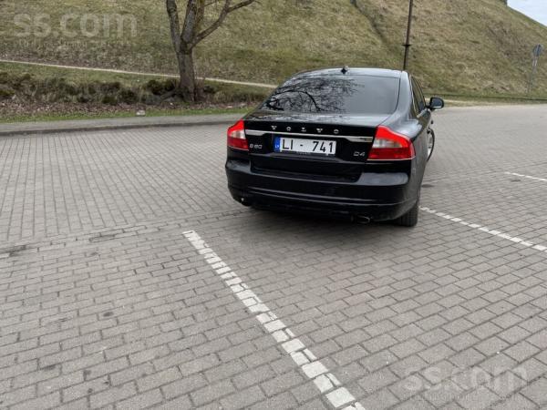 Black Volvo S80 2014 in Rezekne, with an engine capacity of 2.00 L and mileage of 279 thousand km for 5450 €, photo 8 on AUTOMOTO.COM.LV