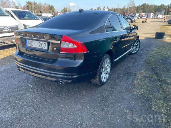 Black Volvo S80 2014 in Riga, with an engine capacity of 2.00 L and mileage of 0 thousand km for 7299 €, photo 6 on AUTOMOTO.COM.LV