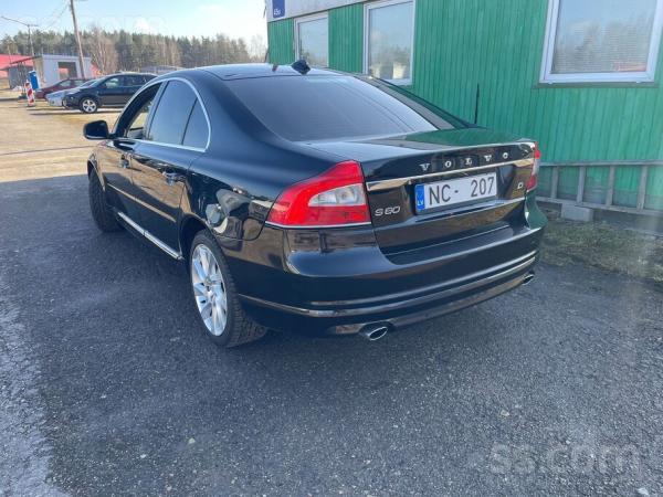 Black Volvo S80 2014 in Riga, with an engine capacity of 2.00 L and mileage of 0 thousand km for 7299 €, photo 7 on AUTOMOTO.COM.LV