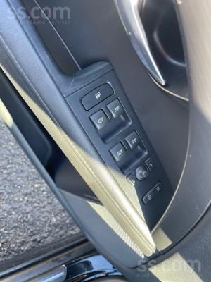 Black Volvo S80 2014 in Riga, with an engine capacity of 2.00 L and mileage of 0 thousand km for 7299 €, photo 16 on AUTOMOTO.COM.LV