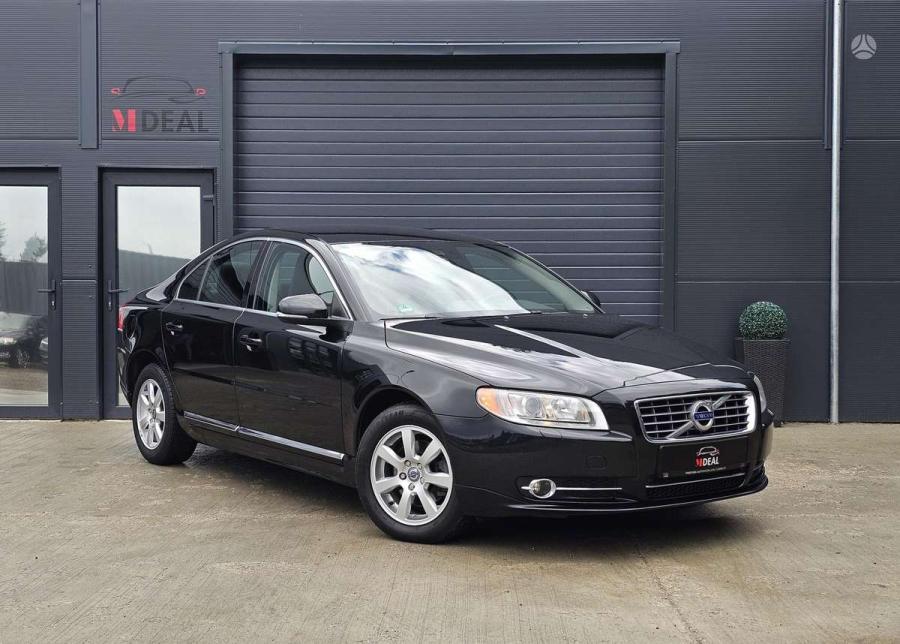 Melns Volvo S80 2014 Utena, ar dzinēja tilpumu 1.98 L un nobraukumu 217 tūkst. km par 7950 €, foto 1 vietnē AUTOMOTO.COM.LV