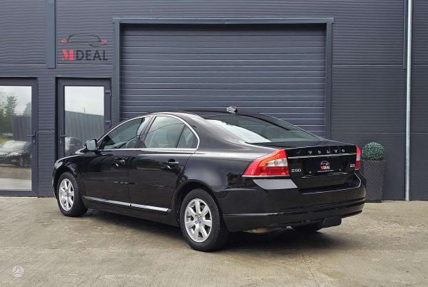 Melns Volvo S80 2014 Utena, ar dzinēja tilpumu 1.98 L un nobraukumu 217 tūkst. km par 7950 €, foto 5 vietnē AUTOMOTO.COM.LV