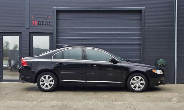 Melns Volvo S80 2014 Utena, ar dzinēja tilpumu 1.98 L un nobraukumu 217 tūkst. km par 7950 €, foto 9 vietnē AUTOMOTO.COM.LV
