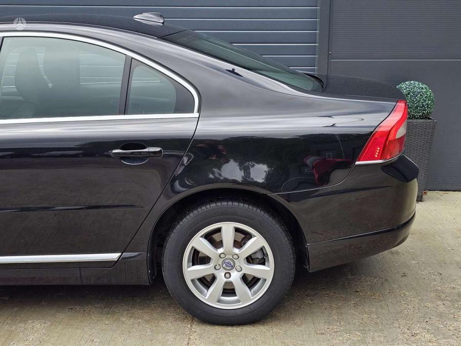 Melns Volvo S80 2014 Utena, ar dzinēja tilpumu 1.98 L un nobraukumu 217 tūkst. km par 7950 €, foto 13 vietnē AUTOMOTO.COM.LV