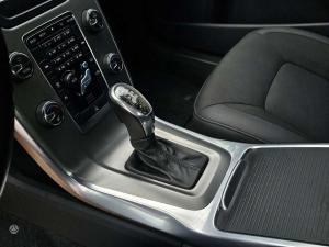 Melns Volvo S80 2014 Utena, ar dzinēja tilpumu 1.98 L un nobraukumu 217 tūkst. km par 7950 €, foto 24 vietnē AUTOMOTO.COM.LV