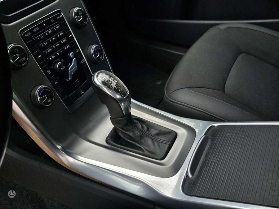 Melns Volvo S80 2014 Utena, ar dzinēja tilpumu 1.98 L un nobraukumu 217 tūkst. km par 7950 €, foto 24 vietnē AUTOMOTO.COM.LV