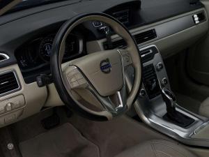 Melns Volvo S80 2014 Viļņa, ar dzinēja tilpumu 1.98 L un nobraukumu 160 tūkst. km par 8999 €, foto 10 vietnē AUTOMOTO.COM.LV