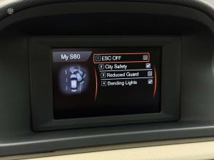 Melns Volvo S80 2014 Viļņa, ar dzinēja tilpumu 1.98 L un nobraukumu 160 tūkst. km par 8999 €, foto 22 vietnē AUTOMOTO.COM.LV