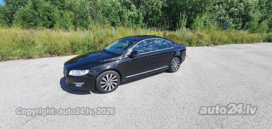 Melns Volvo S80 2014 Tallina, ar dzinēja tilpumu 2.00 L un nobraukumu 152 tūkst. km par 11500 €, foto 12 vietnē AUTOMOTO.COM.LV