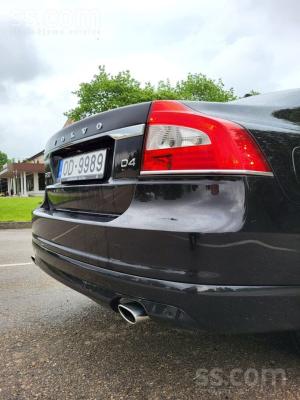 Black Volvo S80 2015 in Aizkraukle, with an engine capacity of 2.00 L and mileage of 0 thousand km for 7700 €, photo 21 on AUTOMOTO.COM.LV