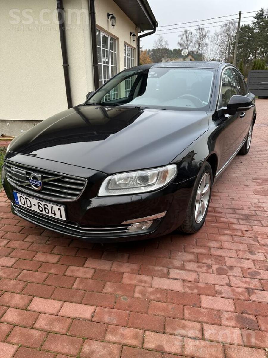 Black Volvo S80 2015 in Riga, with an engine capacity of 2.00 L and mileage of 239 thousand km for 6900 €, photo 1 on AUTOMOTO.COM.LV