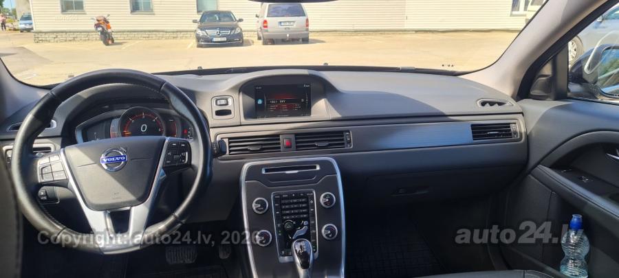 Melns Volvo S80 2015 Tallina, ar dzinēja tilpumu 2.00 L un nobraukumu 269 tūkst. km par 10000 €, foto 9 vietnē AUTOMOTO.COM.LV
