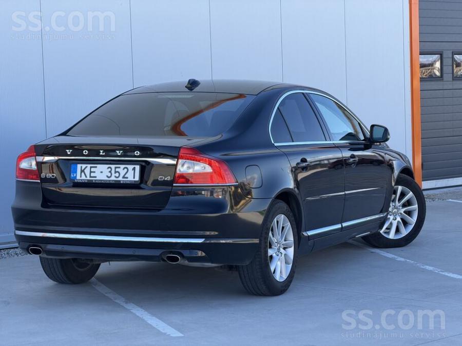 Melns Volvo S80 2015 Rīga, ar dzinēja tilpumu 2.00 L un nobraukumu 257 tūkst. km par 8950 €, foto 5 vietnē AUTOMOTO.COM.LV