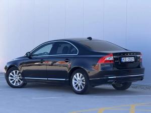 Melns Volvo S80 2015 Mārupe, ar dzinēja tilpumu 2.00 L un nobraukumu 257 tūkst. km par 8950 €, foto 4 vietnē AUTOMOTO.COM.LV