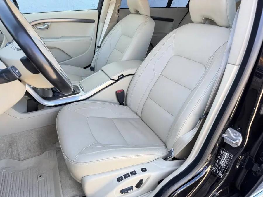 Melns Volvo S80 2015 Mārupe, ar dzinēja tilpumu 2.00 L un nobraukumu 257 tūkst. km par 8950 €, foto 9 vietnē AUTOMOTO.COM.LV